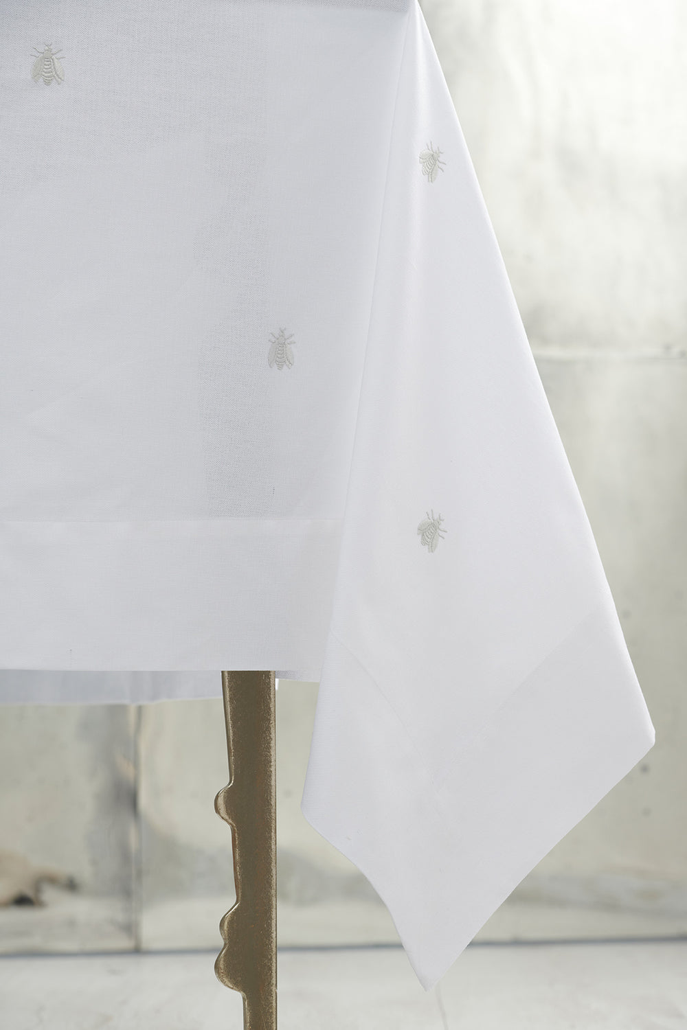 Tovaglia Api Table linens ricamo Api allover