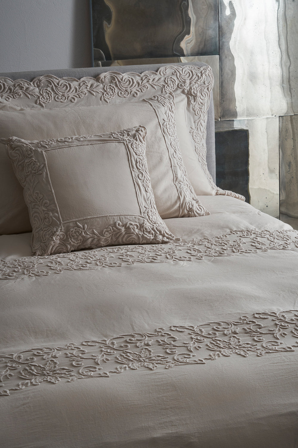 Mastro Raphael | High-quality linens and luxury home decor