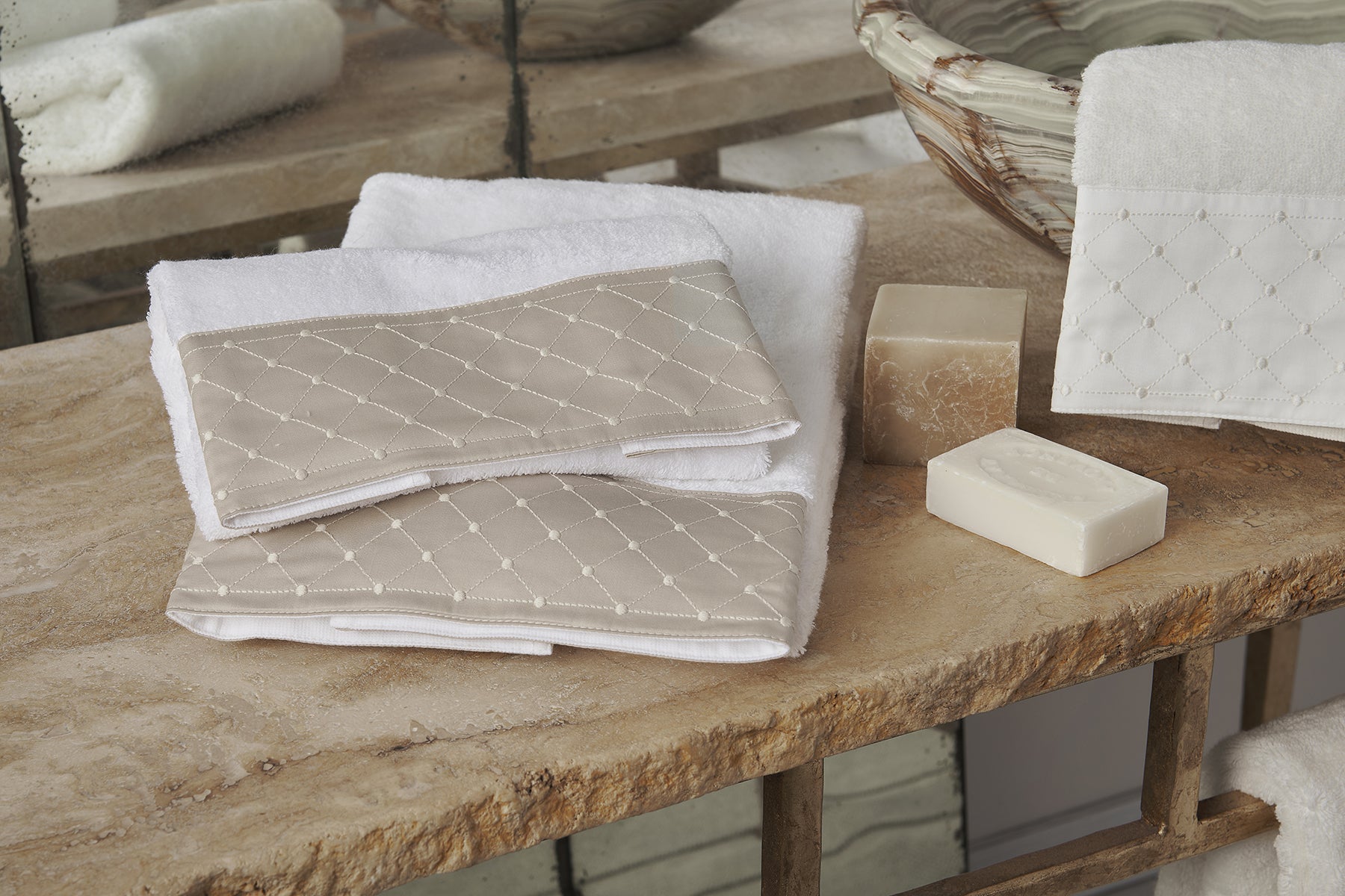 Towel set Fontainebleau in embroidered combed cotton - Mastro Raphael